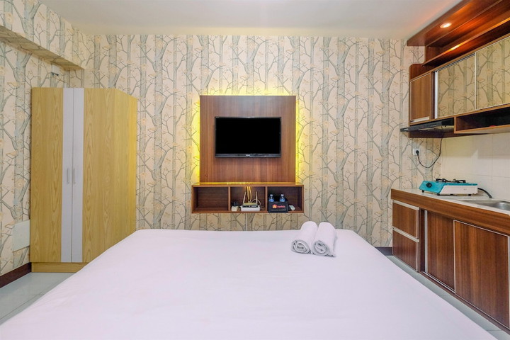 Comfortable And Tidy Studio At Cinere Resort Apartment - Jakarta