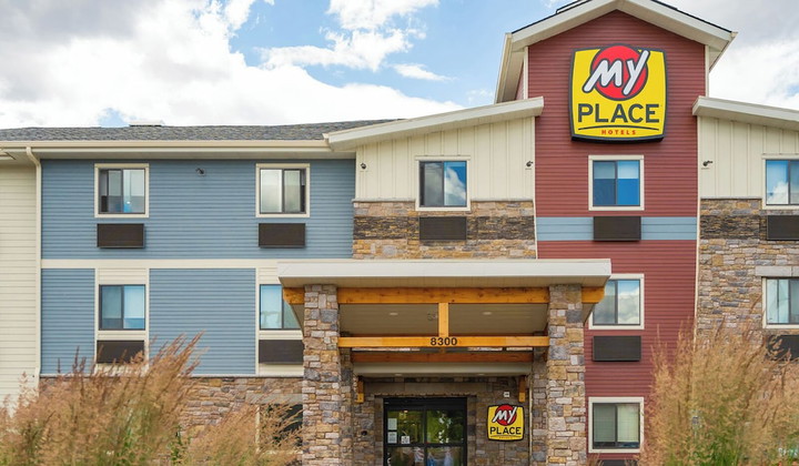 My Place Hotel-redding Ca - Redding, CA