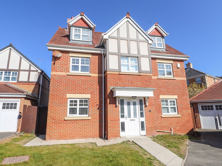 9 Beckett Close - Colwyn Bay