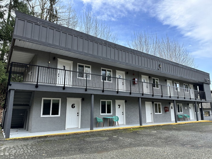 South Shore Motel - Lake Cowichan