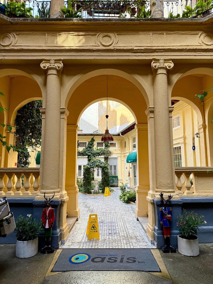 Oasis Inn Budapest - Budapest