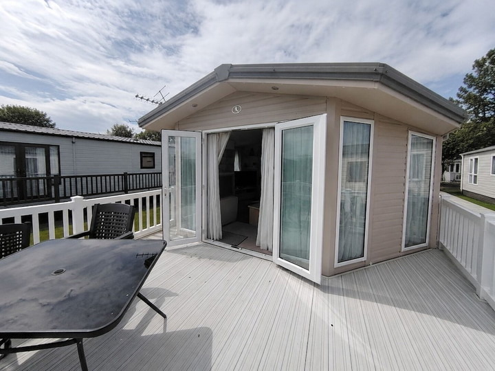 Marine Holiday Park - 21nc - Wales
