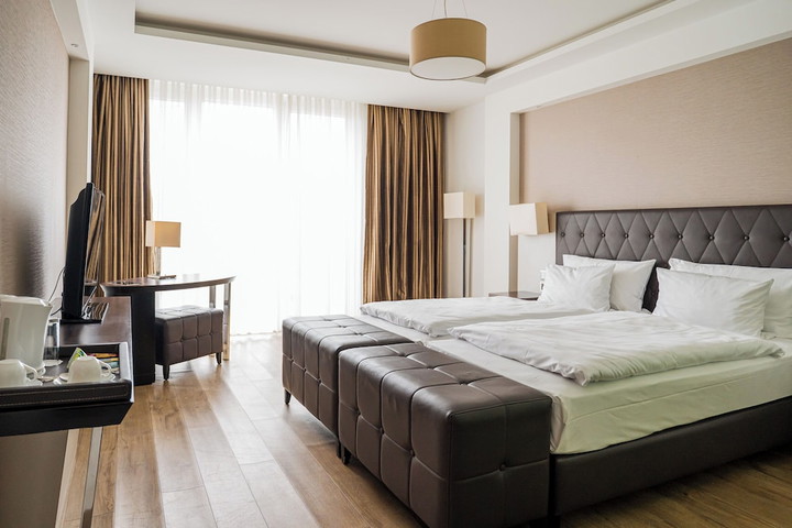 Homaris West Side – Self- Check In - Berlin