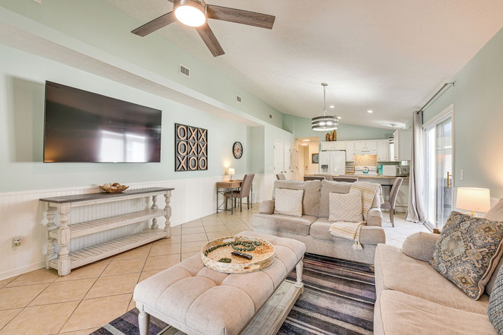 1 Mi From Beach, Private Yard + Community Pools - Panama City Beach, FL
