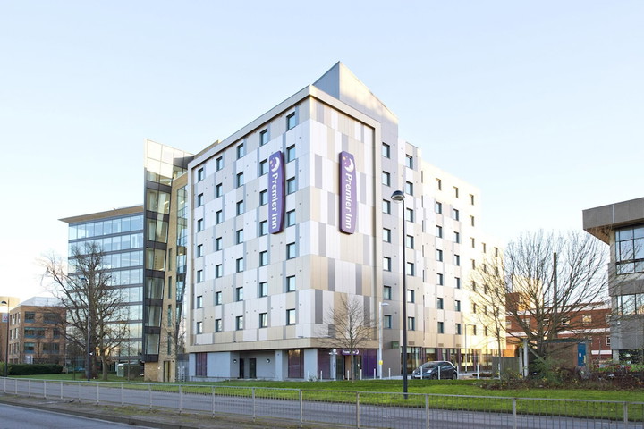 Premier Inn Maidenhead Town Centre - Maidenhead