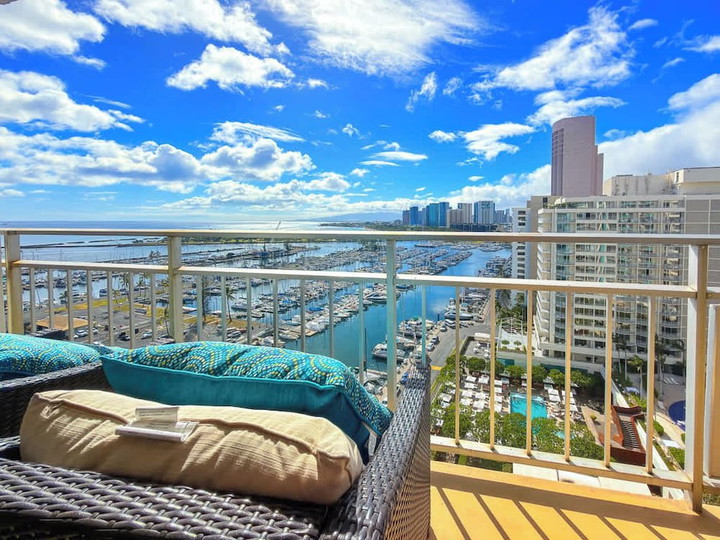 @ Marbella Lane - Dreamy Oceanview Lanai Waikiki - Honolulu, HI
