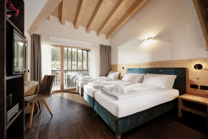 Alpen Hotel Vidi - Мадонна-ди-Кампильо