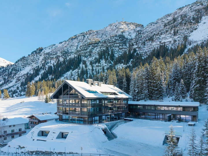 New Hotel Kristberg In Lech With Spa, Outdoor Pool And Panoramic View - Dalaas