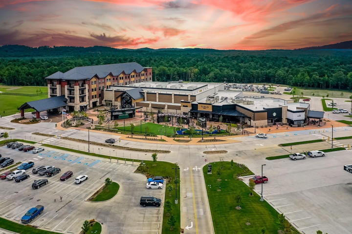 Choctaw Landing Casino & Resort, Trademark Collection By Wyndham - Broken Bow, OK
