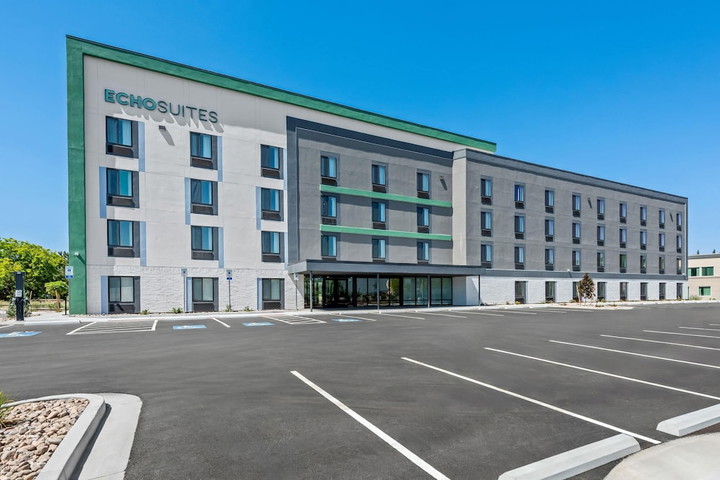 Echo Suites Extended Stay Reno - Reno, NV