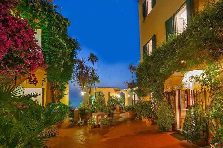 Hotel Monti - Lacco Ameno