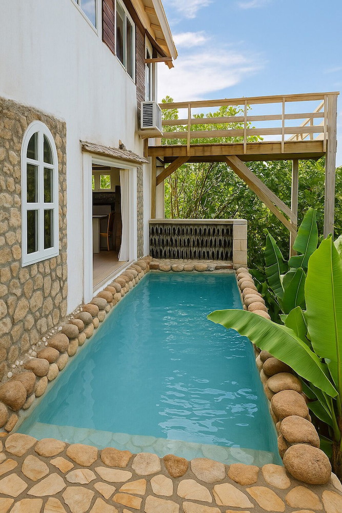 Crystals Villa Hotel - Saint Lucia