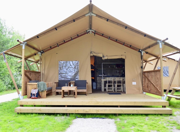 Homely Tent With Kitchen & Shower Near Beach & Campsite - Hook of Holland