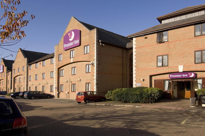 Premier Inn Guildford North - A3 - Guildford