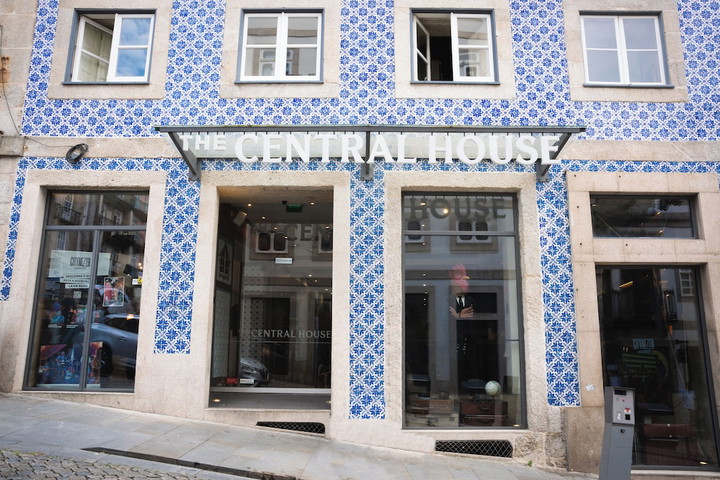 The Central House Porto Ribeira - Hostel - Porto, Portugal