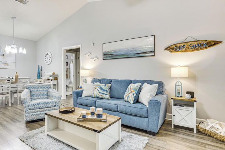 3 Mi To Owa: Modern Condo W/ Resort Pool! - Alabama