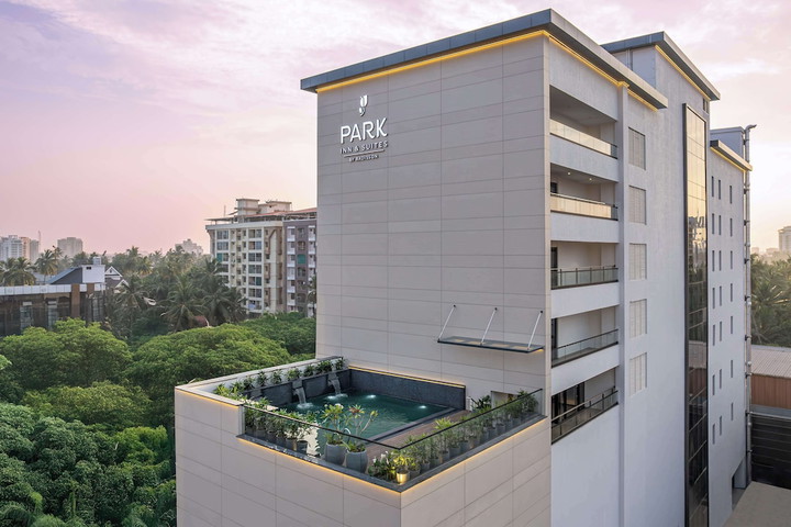 Park Inn & Suites By Radisson Thrissur East Fort - Thrissur
