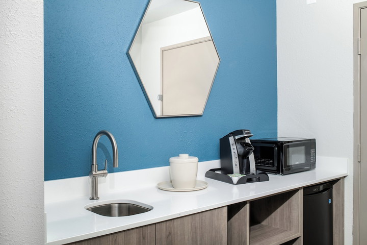 Holiday Inn Express Hotel & Suites Wilson - Hayes Place By Ihg - Wilson, NC