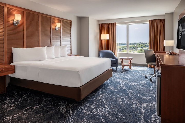 Isle Casino Hotel Waterloo Hotel & Casino - A Caesars Rewards Destination - Waterloo, IA