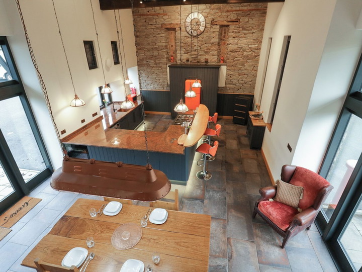 The Barn At Sunny Barn - Brecon