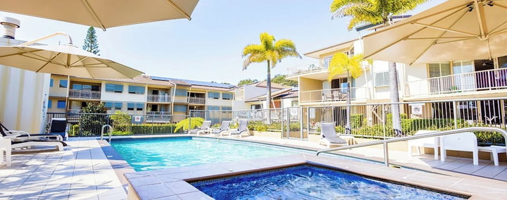 The Village Holiday Apartments At Burleigh - Tweed Heads