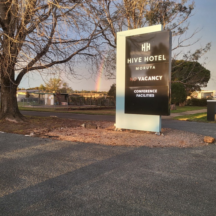 Hive Hotel - South Coast