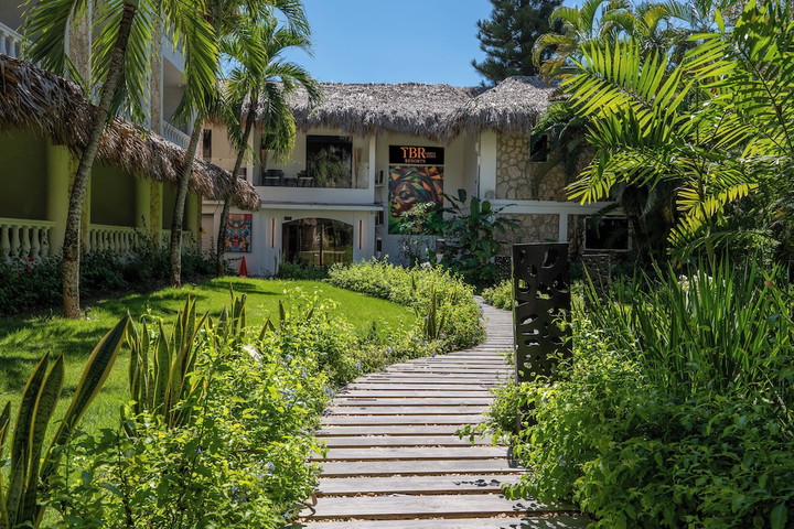 Tribe Boutique Resort By Mega Stays - Dominican Republic