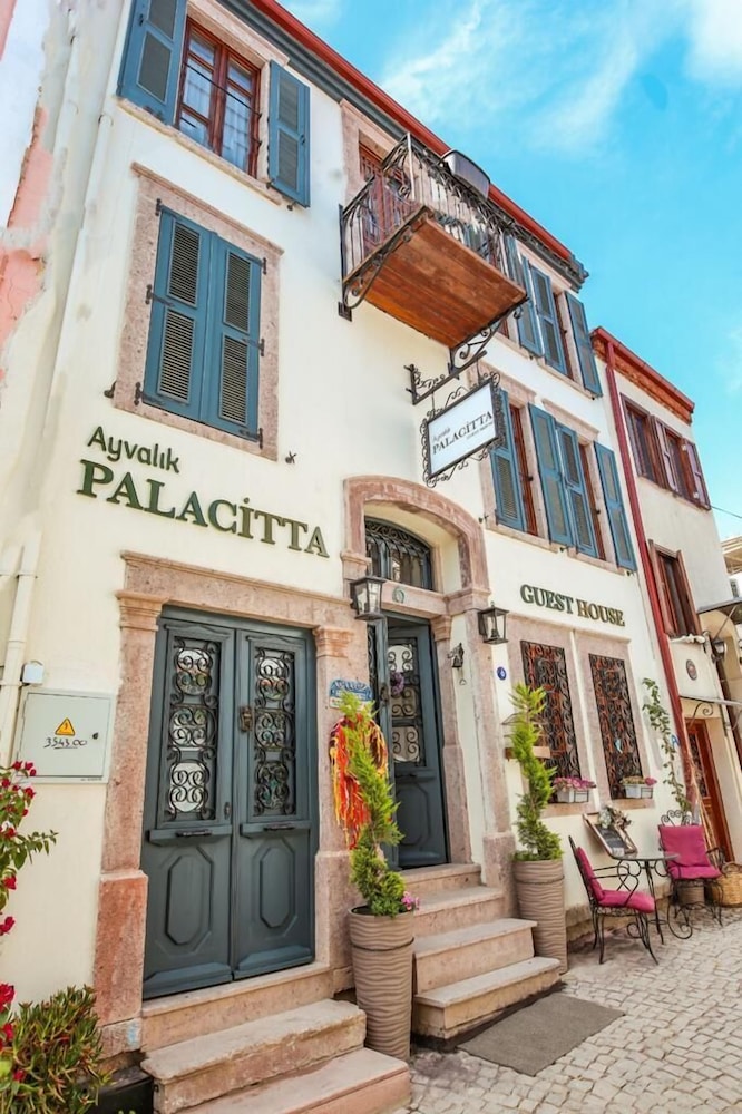 Ayvalık Palacitta Guesthouse - Ayvalık