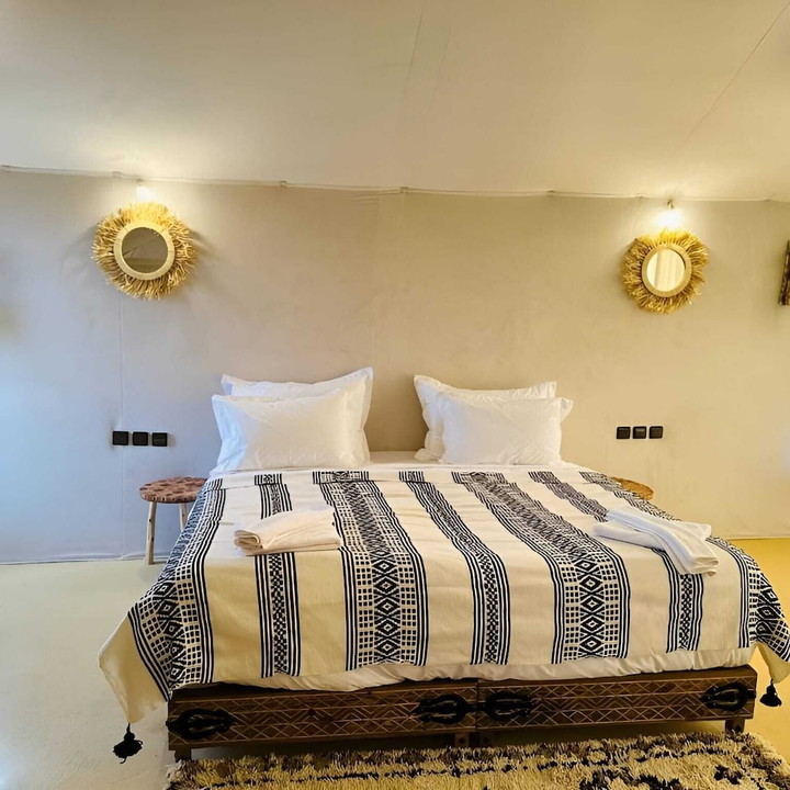 Sunshine Luxury Desert Camp - Merzouga