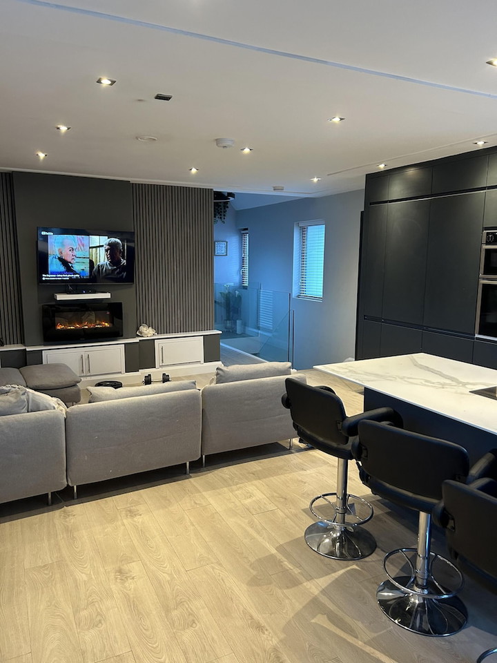 Croke Park, 3-beds ,1 Pullout Bed , Sleeps 8 - Dublin