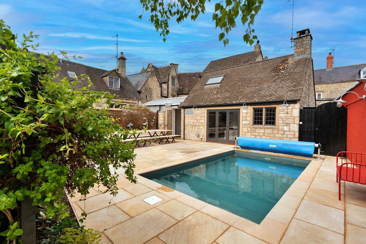 Holiday Home In Painswick, No Deposit - Herefordshire