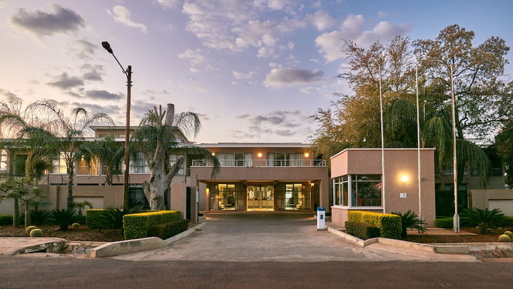 Regent Select Hotel - Gaborone