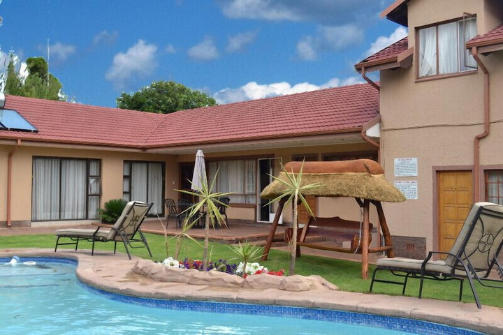 Augusta Villa St Pio Guest House - Germiston