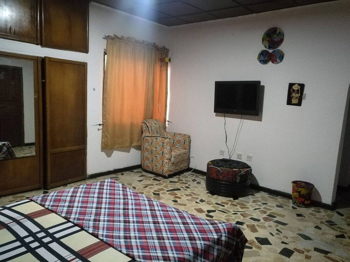 Room-unrivaled Comfort At Val's Residenc - Lagos, Nigeria