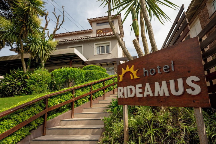 Hotel Rideamus - Villa Gesell