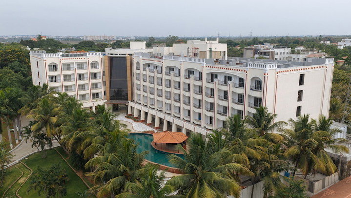 Oryn By Celebrity Resort - Hyderabad