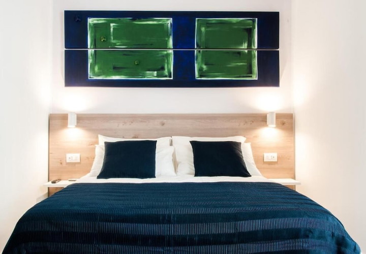 Demi Rooms - Naples, Italie