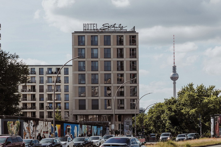 Schulz Hotel Berlin Wall At The East Side Gallery - Kreuzberg