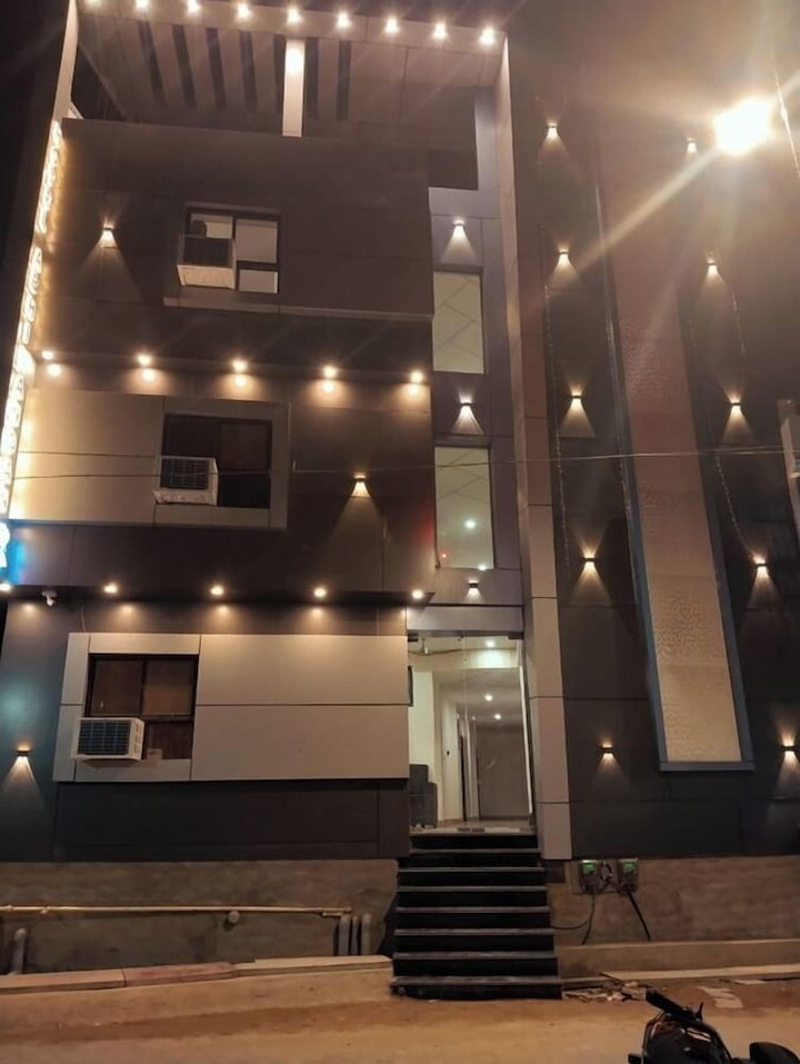Hotel Abhinandan - Ayodhya