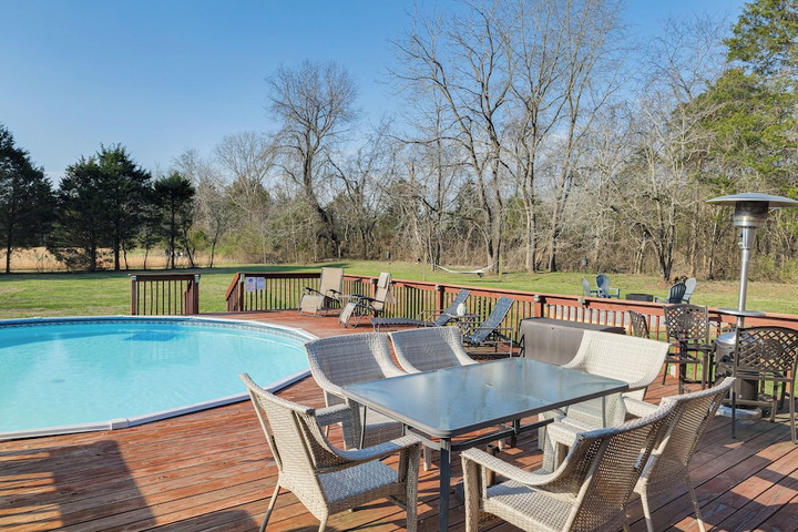 Spacious Lebanon Home W/ Pool: 6 Mi To Downtown! - Lebanon, TN