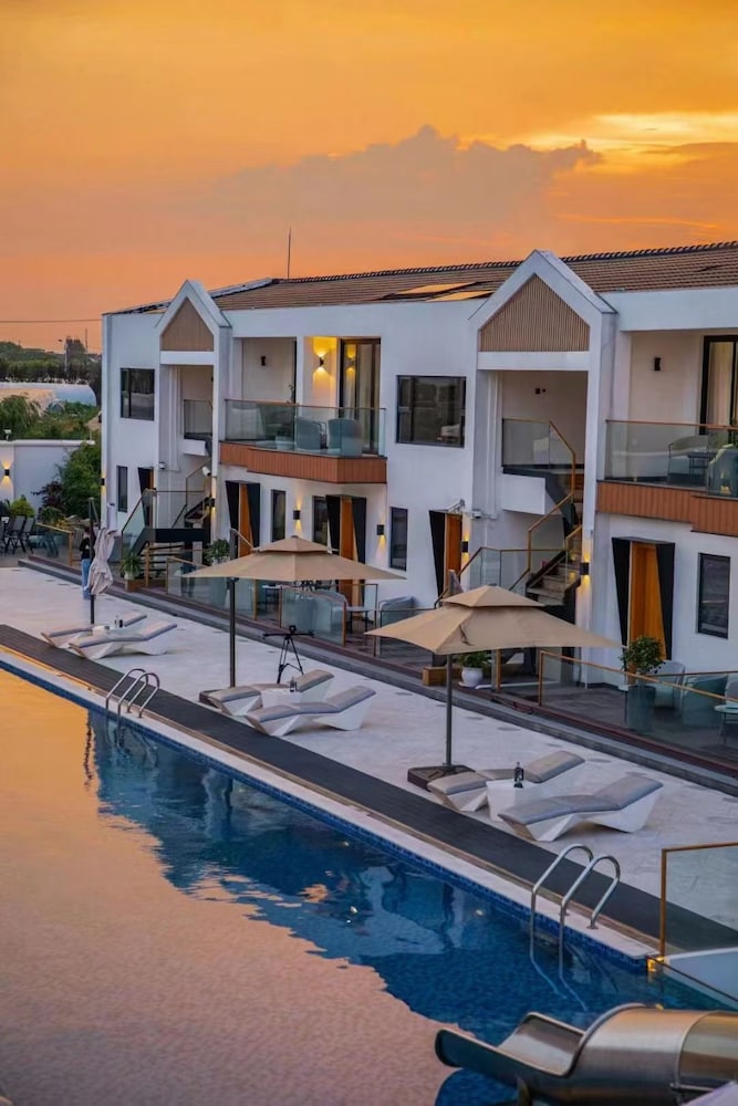 Shanghai Fangwai Resort & Homestay - Shanghai