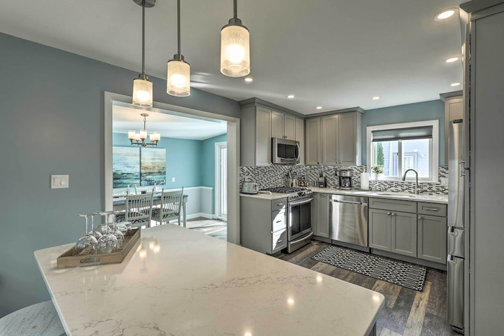 Pet-friendly Revere Getaway, Steps From The T! - Boston, MA