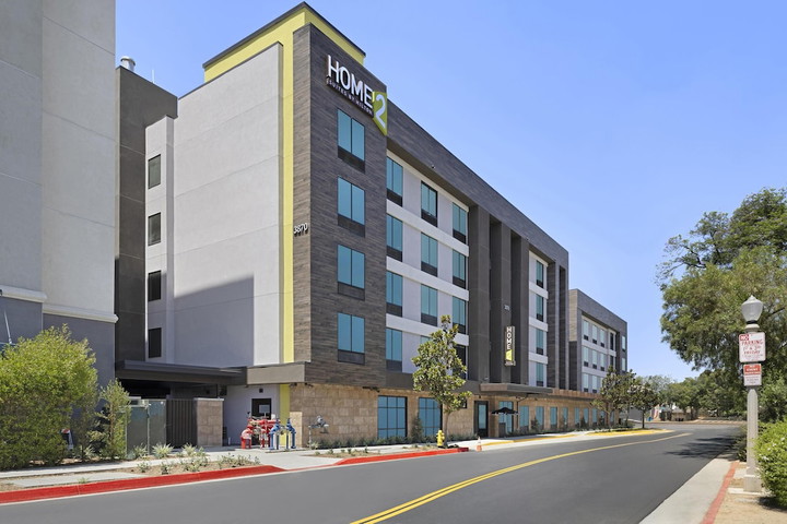 Home2 Suites By Hilton Riverside Downtown Convention Center - Fontana, CA