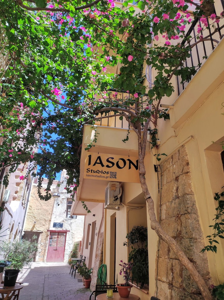 Iason Studios - Hanía