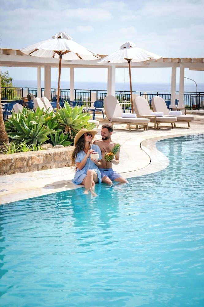 Wellclub Resort - Suites & Wellness - Paphos