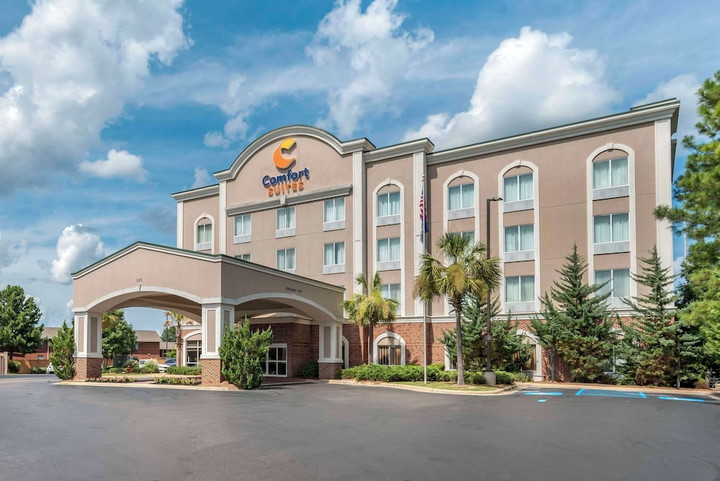 Comfort Suites Flowood - Jackson Airport (Must Meet Transportation Requirement) - Jackson, MS