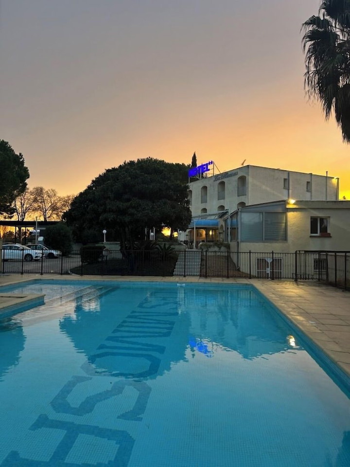 Hôtel Les Mimosas - Lunel