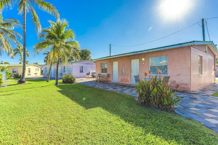 Fountain Cottages Inn - Sanibel Island