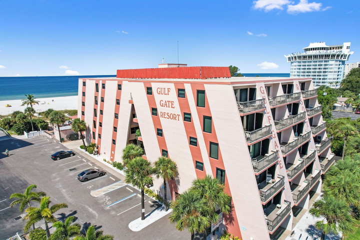 Gulf Gate Resort - Treasure Island, FL