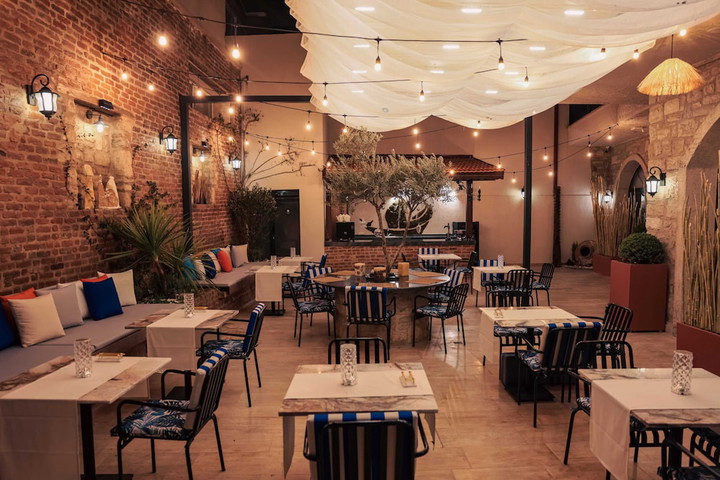 Atrium Suites - Urla